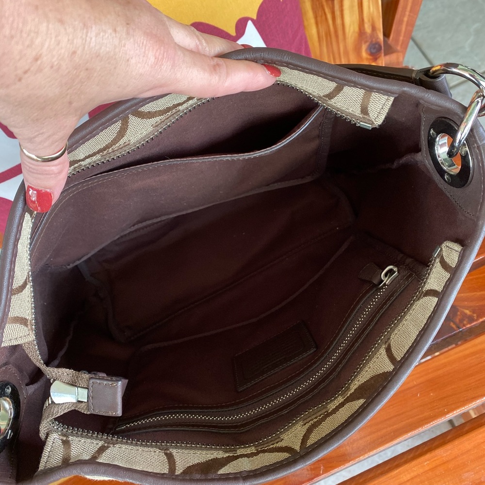 Coach Hampton Signature Stripe Shoulder Bag - Gem